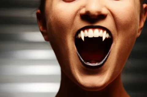 Morsure de vampire | Planet.fr