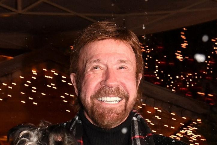 A 83 ans, Chuck Norris fera son grand retour au cinéma : voici son ...